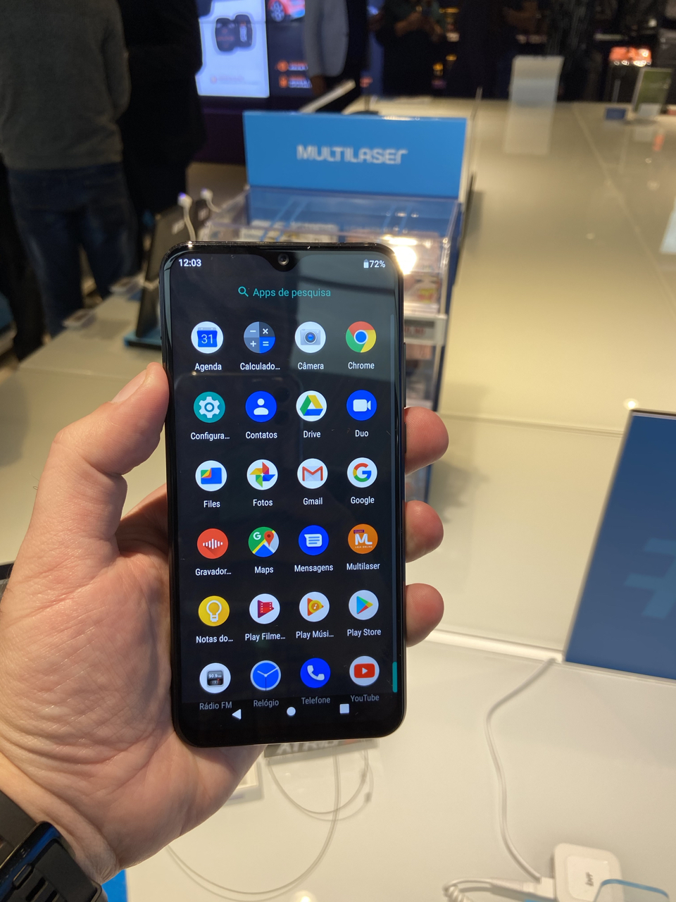 Multilaser lança smartphone H e abre loja em São Paulo - INTERFACES