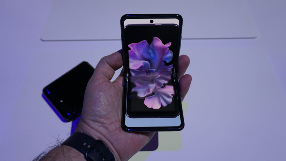 Galaxy Z Flip chega em março ao Brasil - INTERFACES