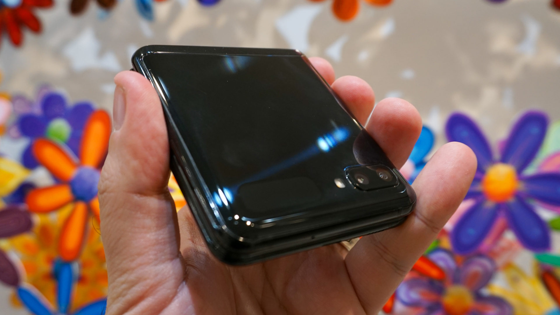 1 hora com o Samsung Galaxy Z Flip - INTERFACES